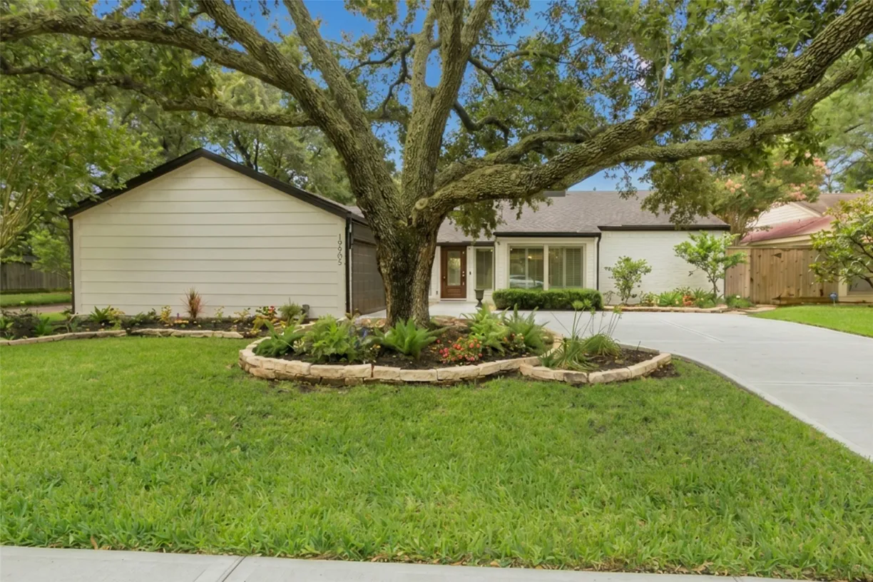 12203 Meadow Lake Drive, Houston, TX 77077 Property for sale