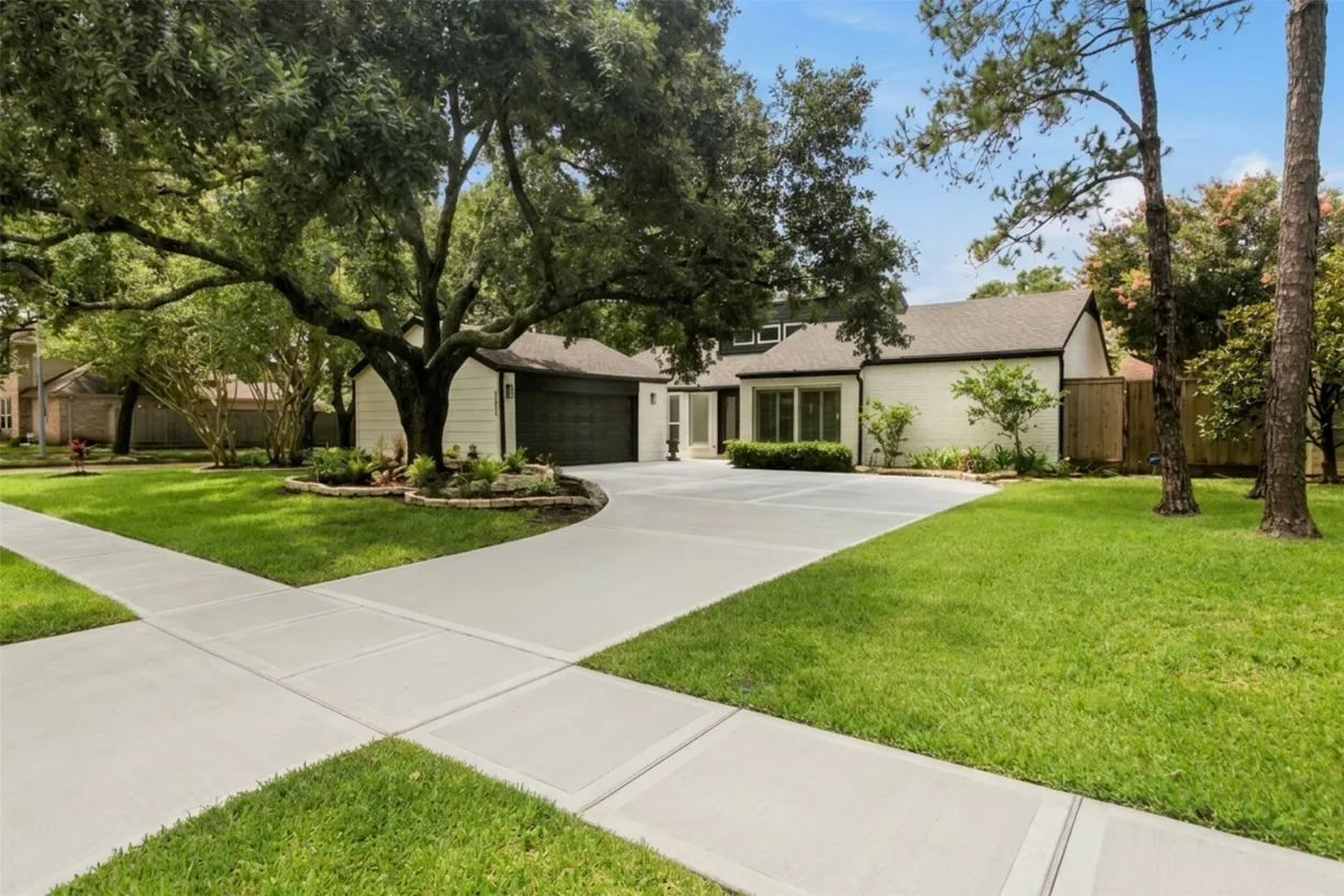 12203 Meadow Lake Drive, Houston, TX 77077 Property for sale
