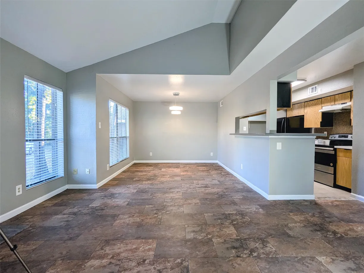 7200 W T C Jester Blvd 4, Houston, TX 77088 Property for sale