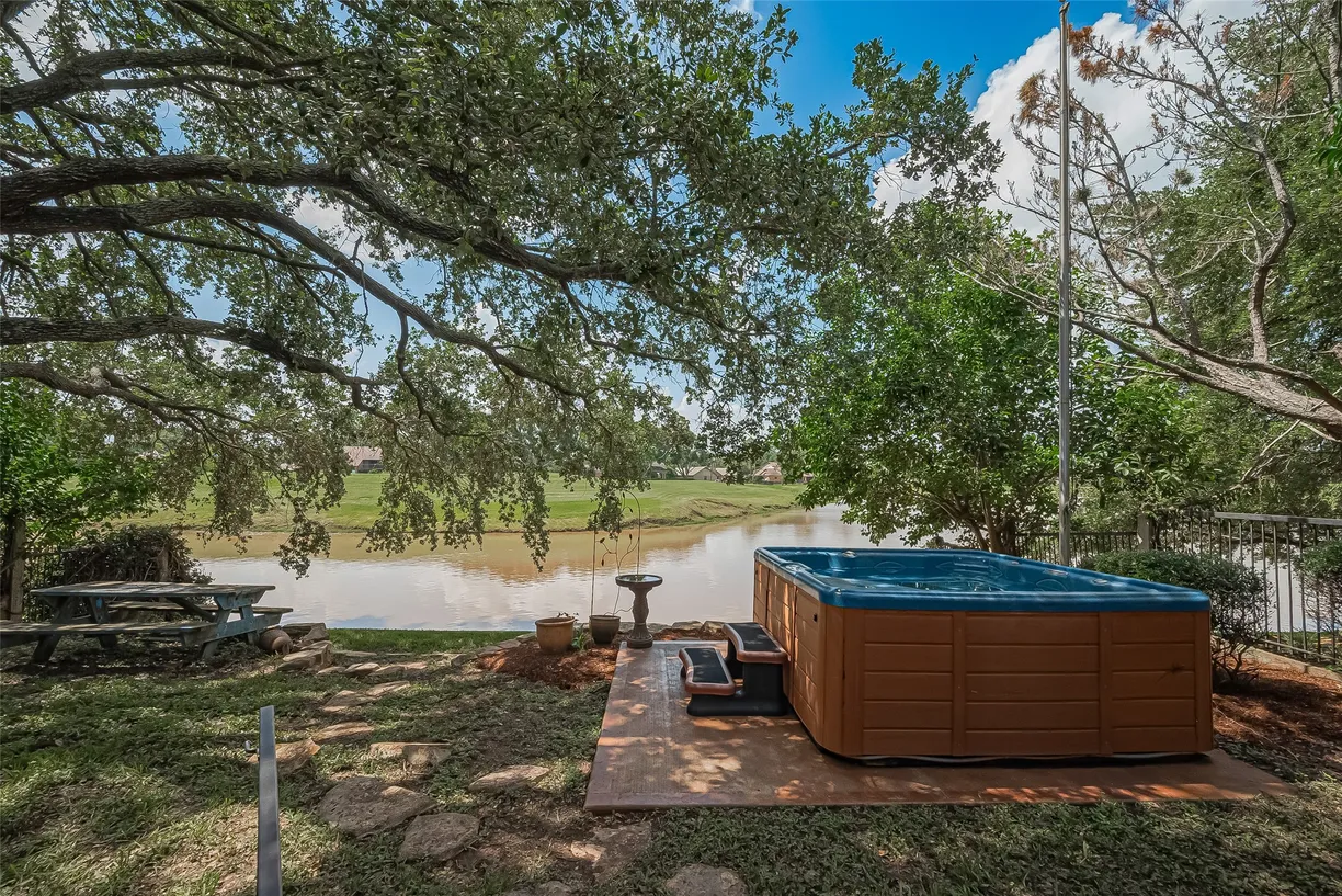 2938 Lake View Drive, Missouri City, TX 77459 Property for sale