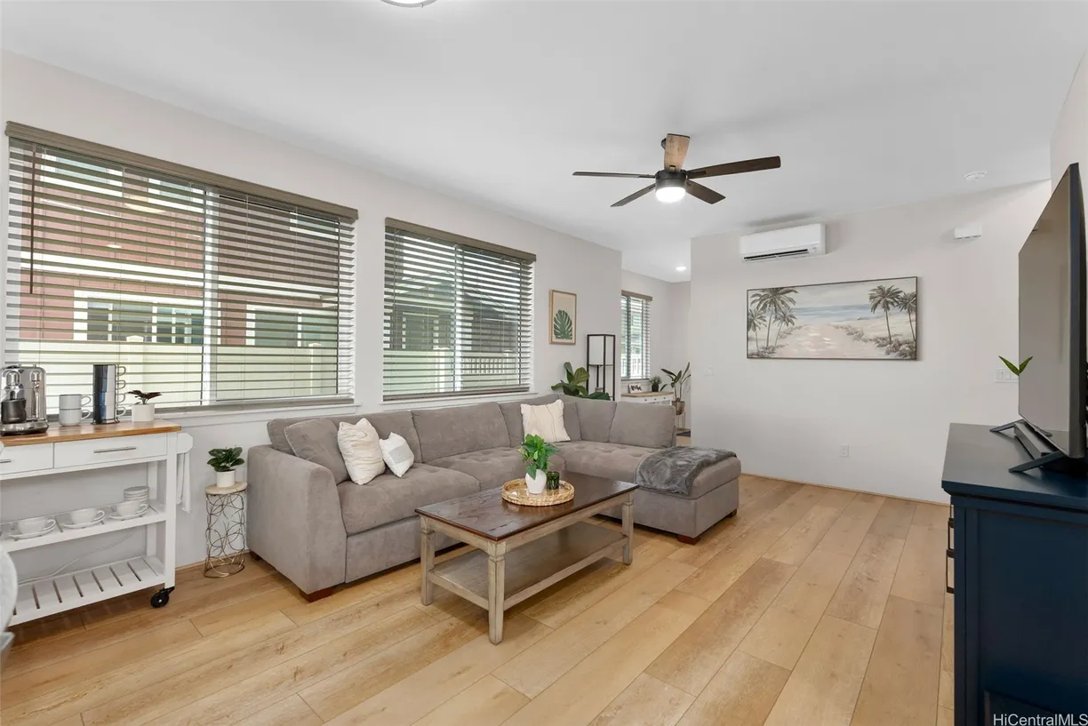 94-1133 Halekukui Street #13, Waipahu, HI 96797 Property for sale