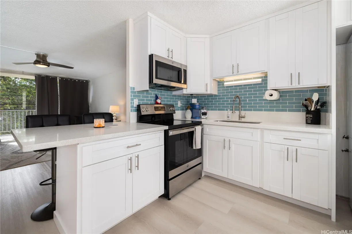 95-2027 Waikalani Place #A404, Mililani, HI 96789 Property for sale