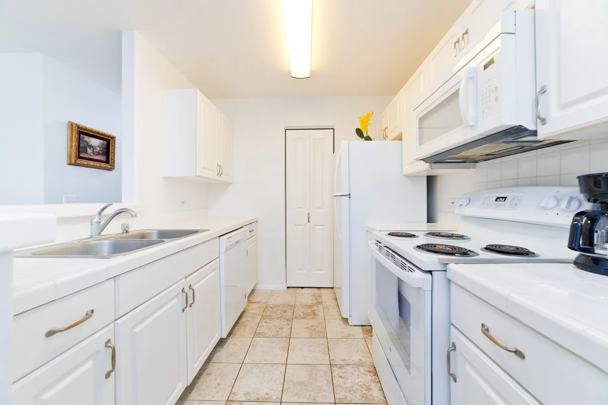 75-6081 ALII DR #VV102, Kailua-Kona, HI 96740 Property for sale