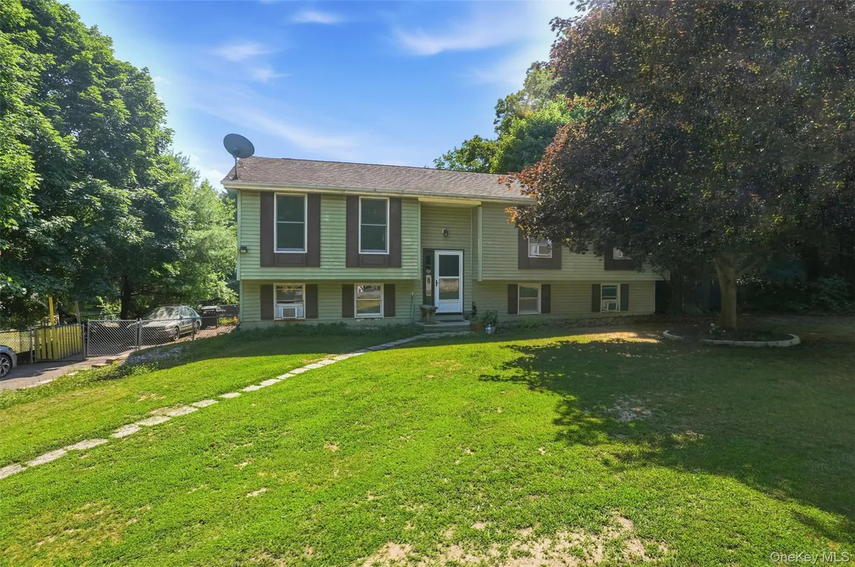 4 Riverside Drive, Pine Bush, NY 12566 Property for sale