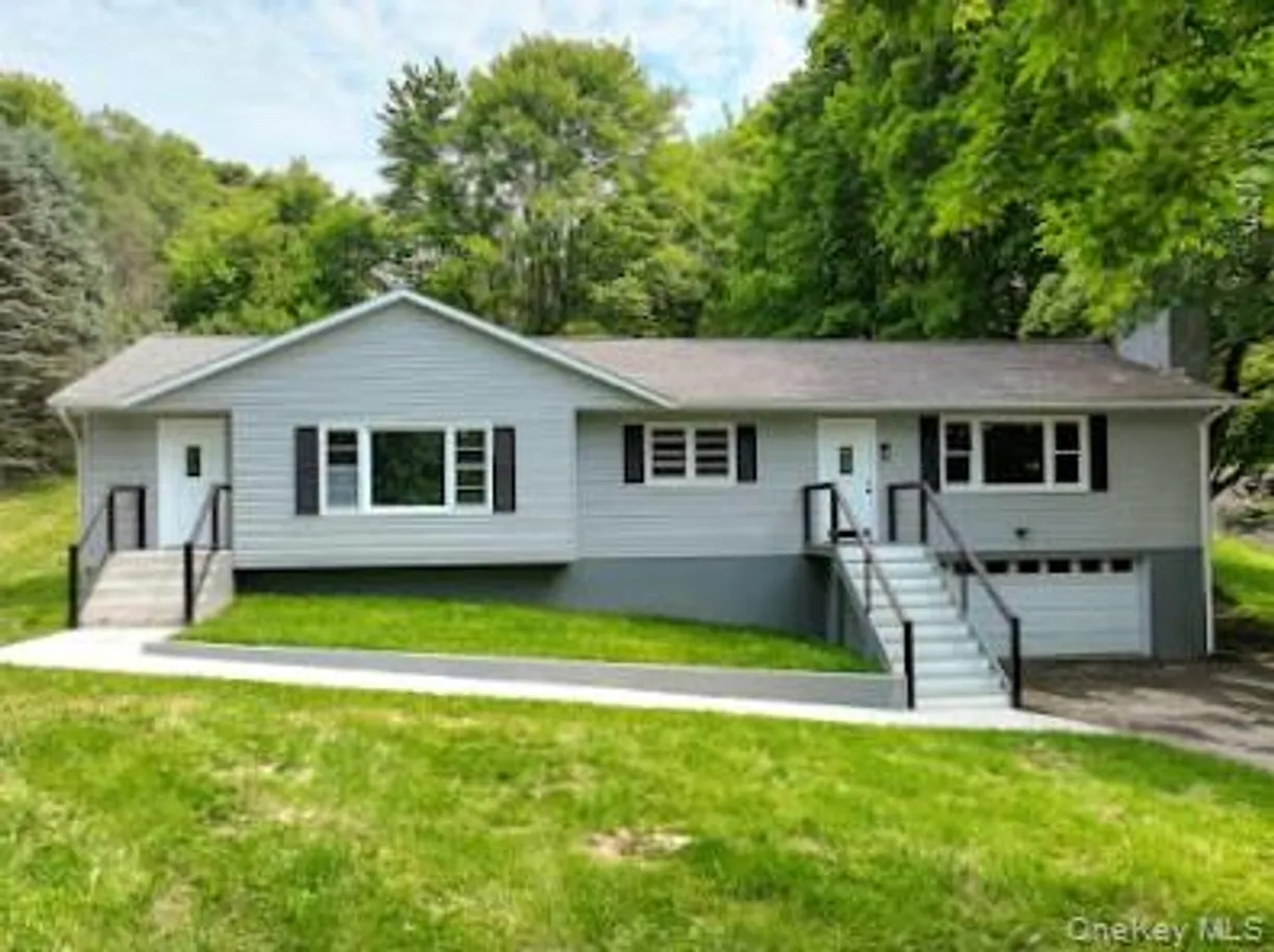 166 Hibernia Road, Salt Point, NY 12578 Property for sale