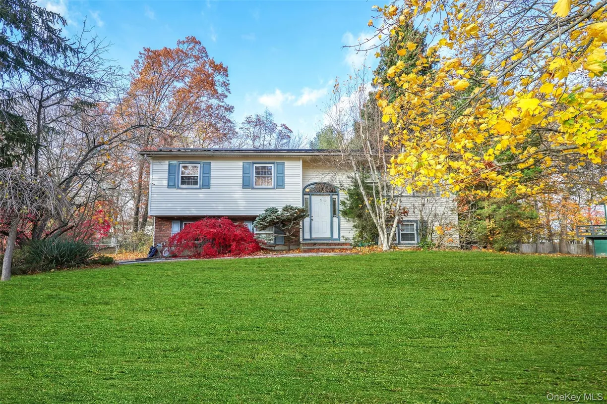 29 Strathmore Drive, New City, NY 10956 Property for sale