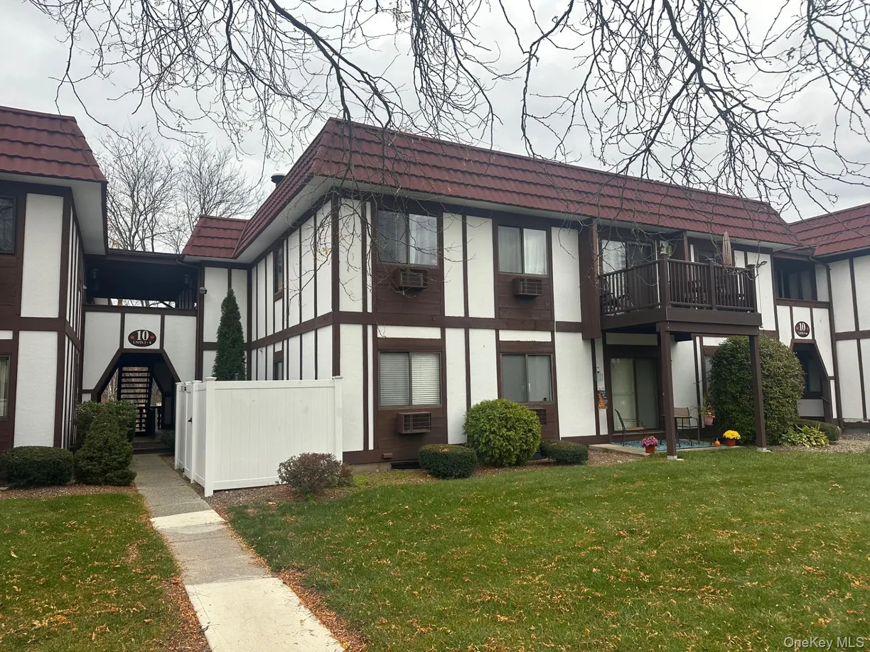 10 Skyline Drive #8, Fishkill, NY 12524 Property for rent
