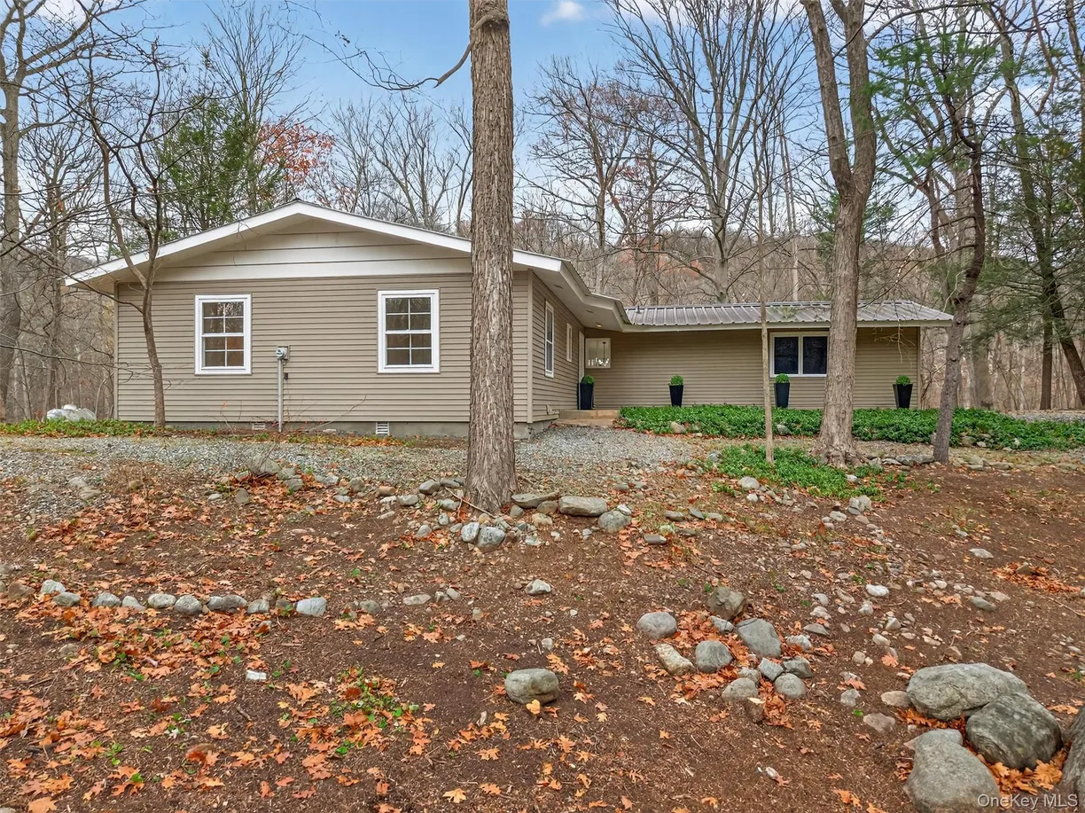 89 Maple Brook Road, Tuxedo Park, NY 10987 Property for sale
