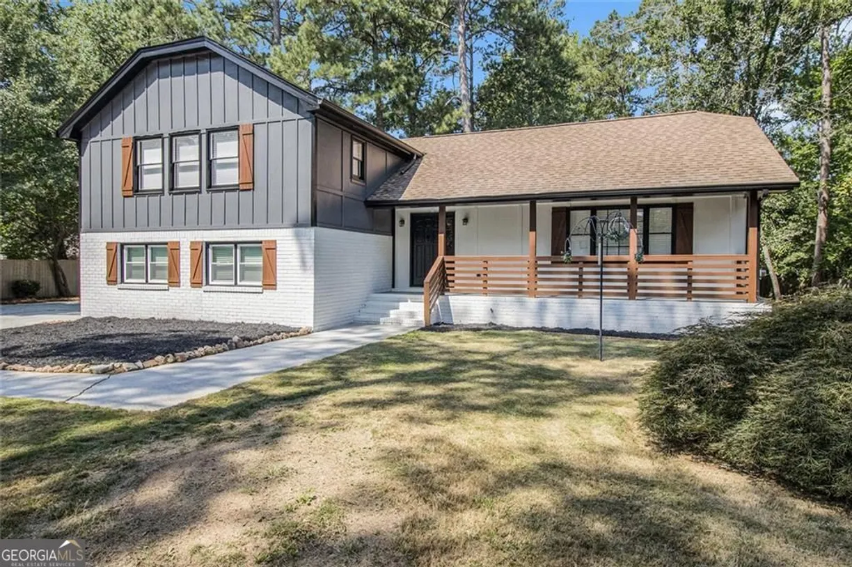 2180 E Chester Circle SE, Conyers, GA 30013 Property for sale