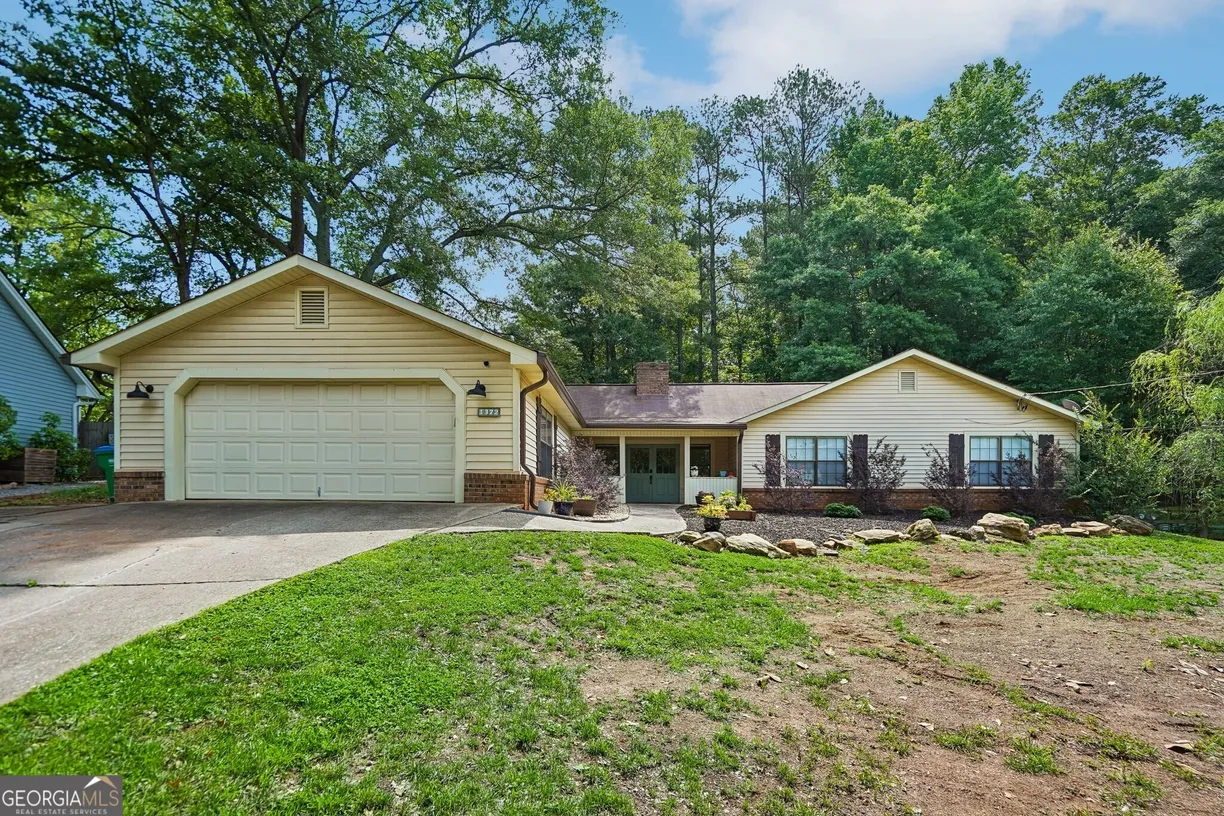 1372 Crooked Tree Court SW, Lilburn, GA 30047 Property for sale