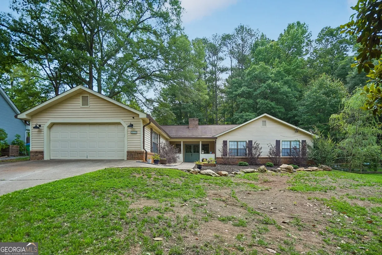 1372 Crooked Tree Court SW, Lilburn, GA 30047 Property for sale