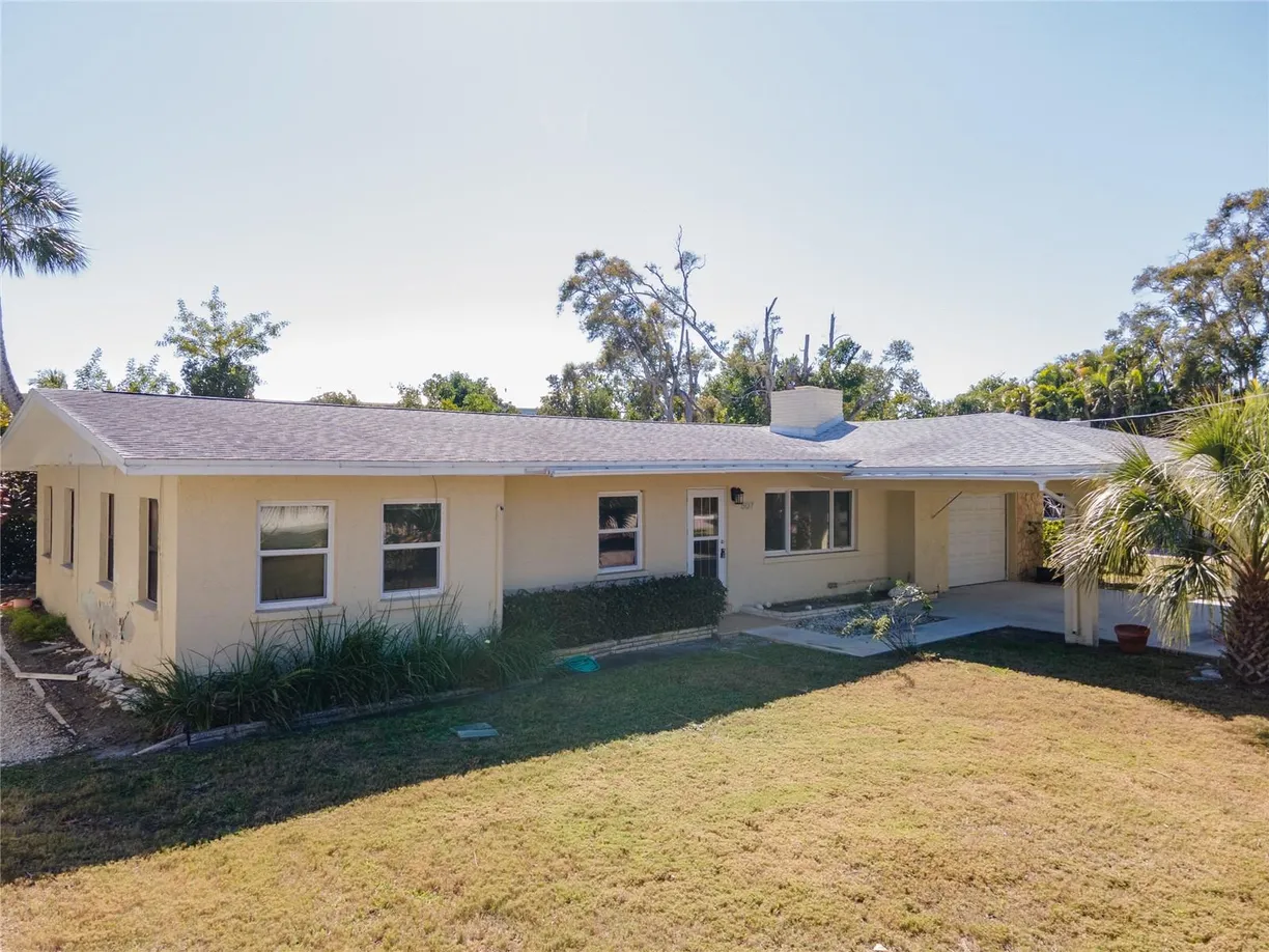 507 58TH STREET, HOLMES BEACH, FL 34217 Property for sale