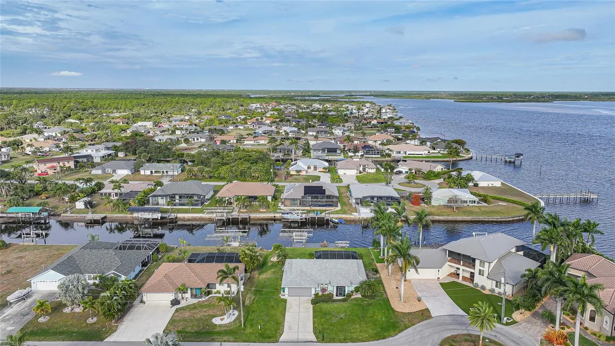 3025 CURRY TERRACE, PORT CHARLOTTE, FL 33981 Property for sale