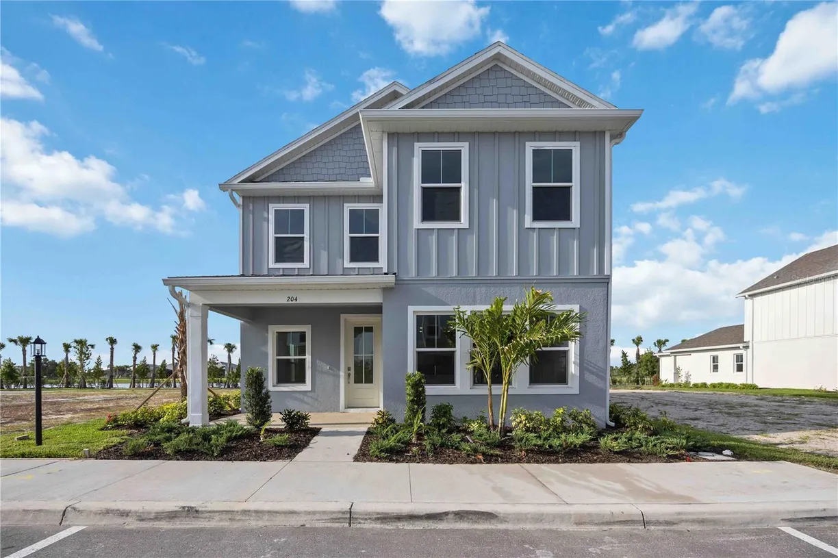 204 EAGLESTON LANE, LAKEWOOD RANCH, FL 34240 Property for sale