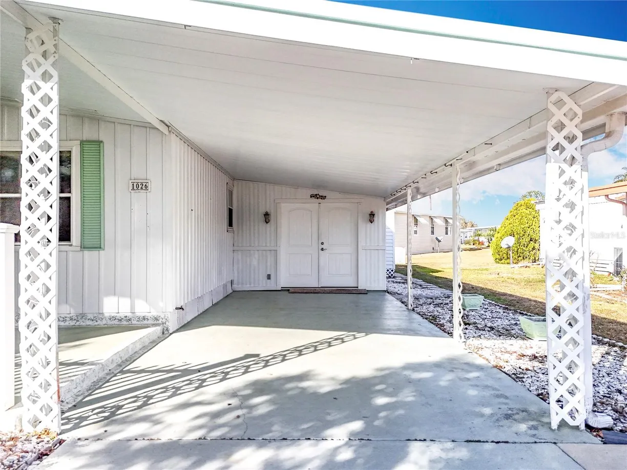 1026 CAPELLA DRIVE, TAVARES, FL 32778 Property for sale