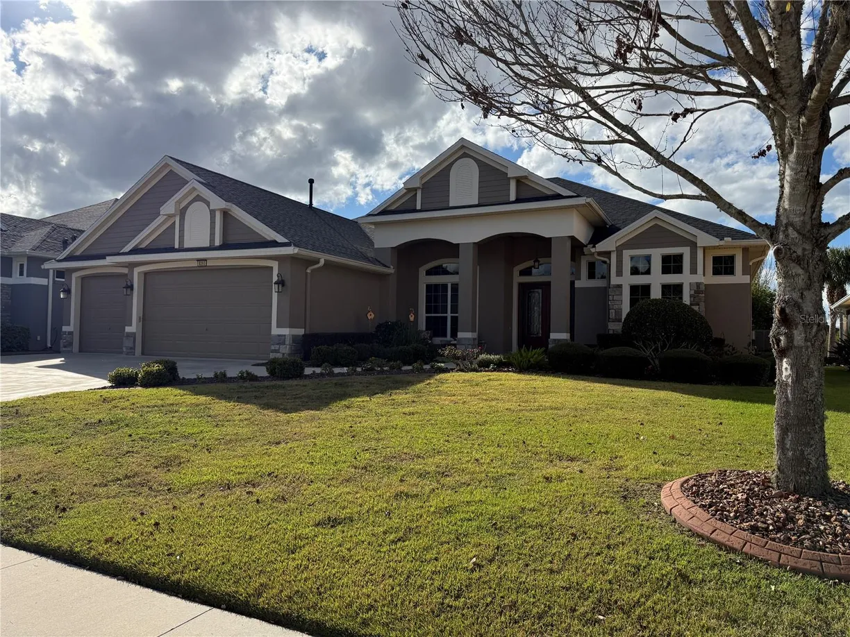 8293 BRIDGEPORT BAY CIRCLE, MOUNT DORA, FL 32757 Property for sale