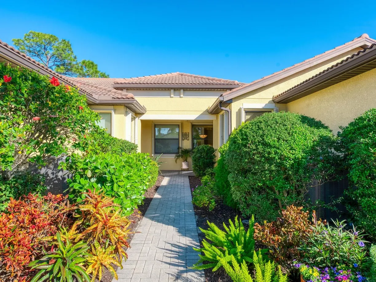 11090 CAMPAZZO DRIVE, VENICE, FL 34292 Property for sale