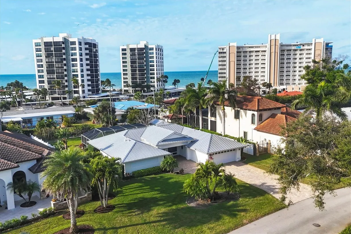 633 VALENCIA ROAD, VENICE, FL 34285 Property for sale