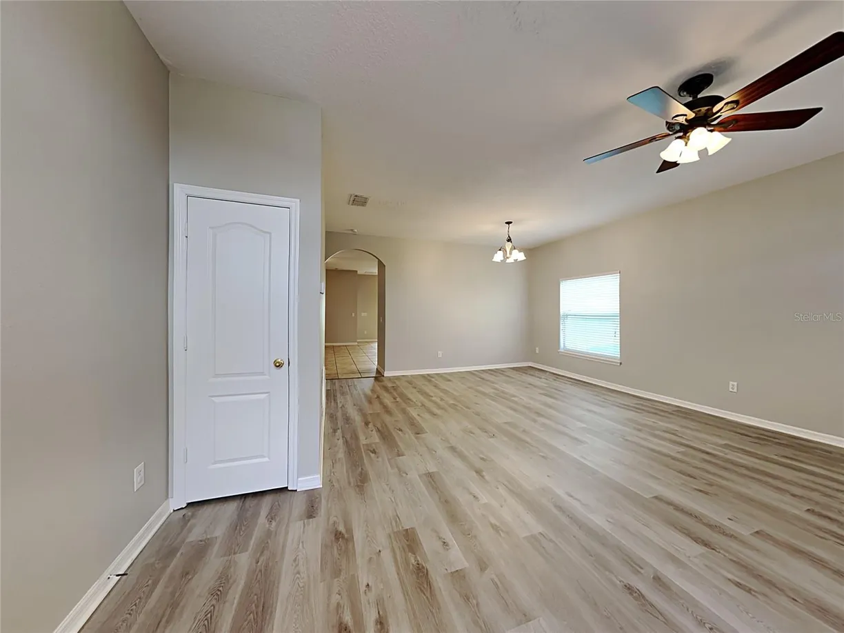 121 ISLAMORADA WAY, SANFORD, FL 32771 Property for sale