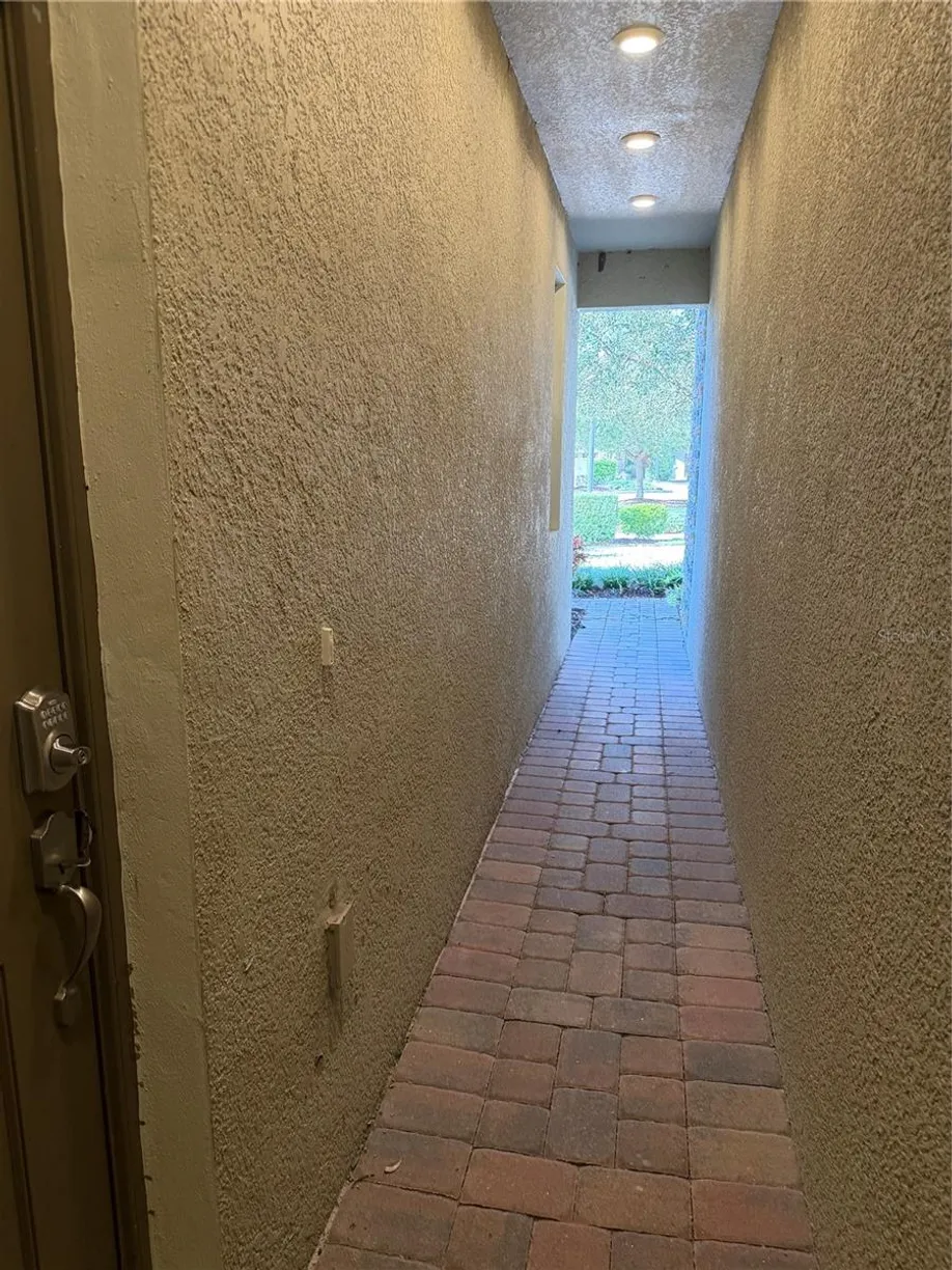 8512 PLAYER POINT DRIVE, DAVENPORT, FL 33896 Property for sale