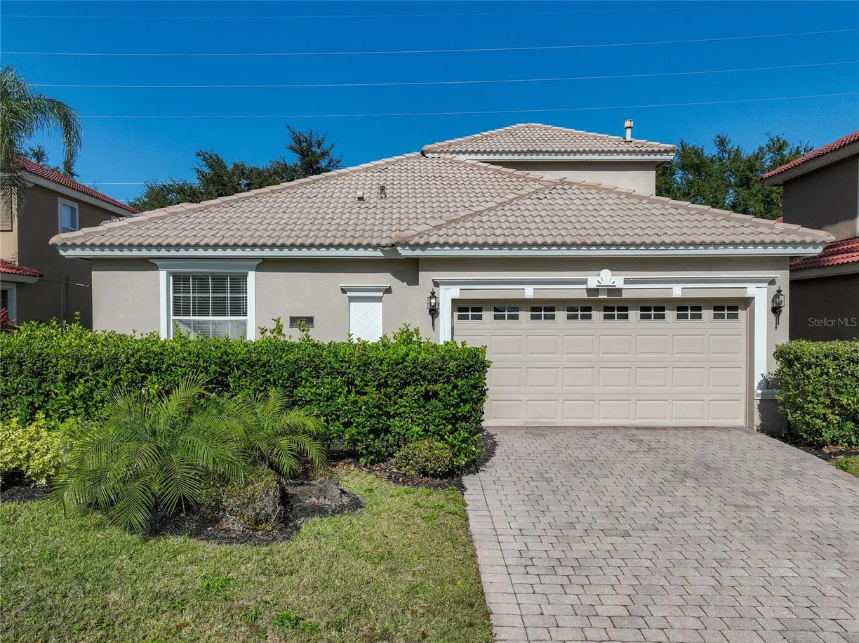 1077 LASCALA DRIVE, WINDERMERE, FL 34786 Property for sale