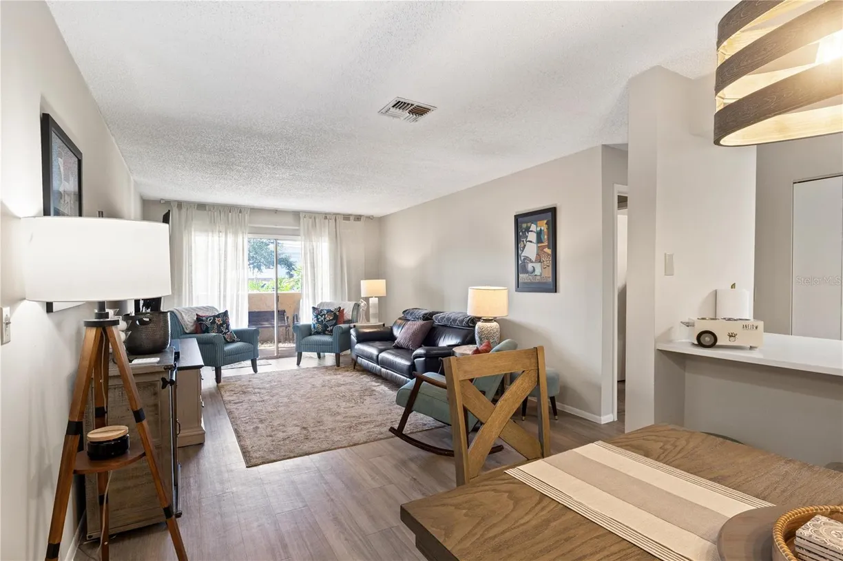 612 KENWICK CIRCLE #103, CASSELBERRY, FL 32707 Property for sale