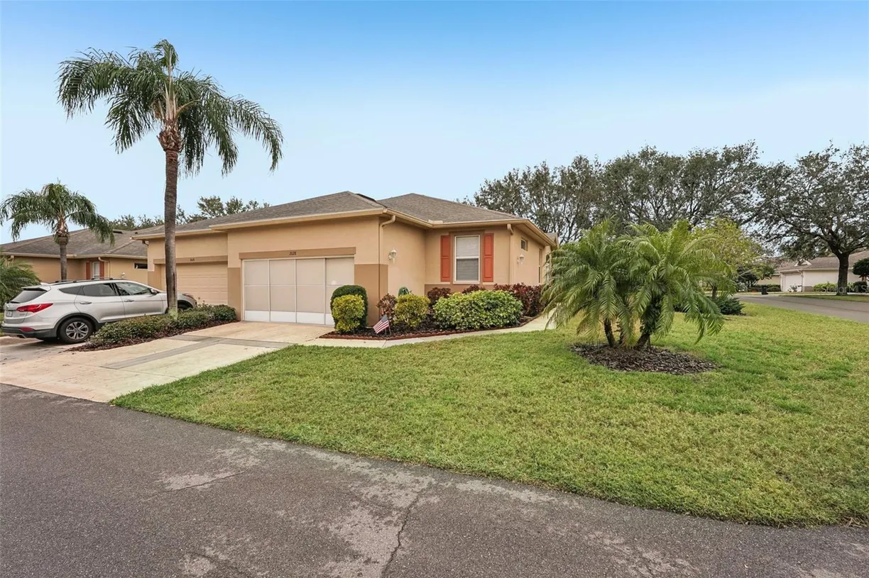2028 ACADIA GREENS DRIVE, SUN CITY CENTER, FL 33573 Property for sale
