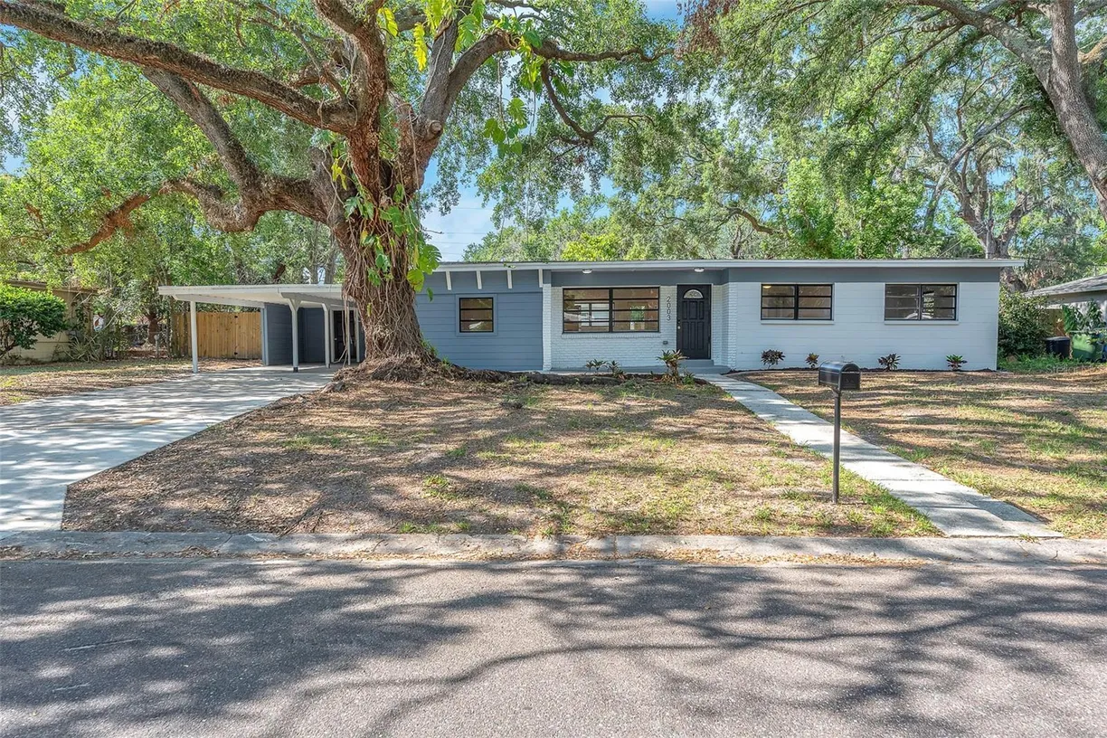 2003 E CLINTON STREET, TAMPA, FL 33610 Property for sale