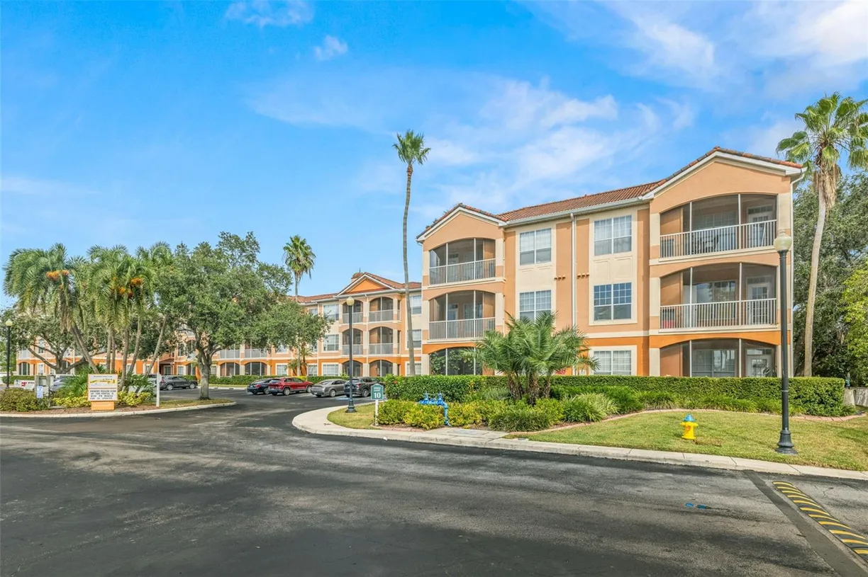 5000 CULBREATH KEY WAY #1-205, TAMPA, FL 33611 Property for sale