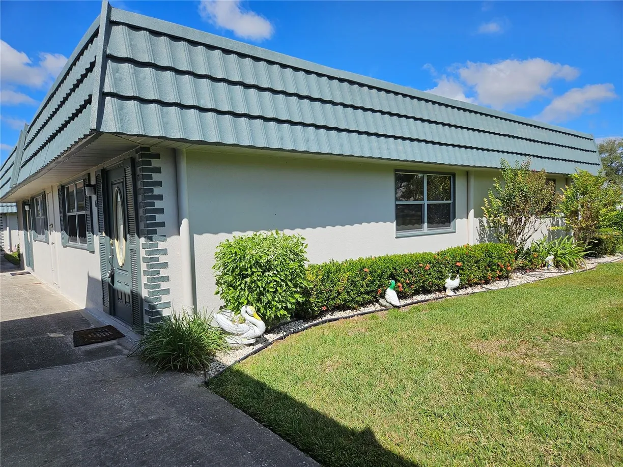 1811 BEDFORD LANE #163, SUN CITY CENTER, FL 33573 Property for sale