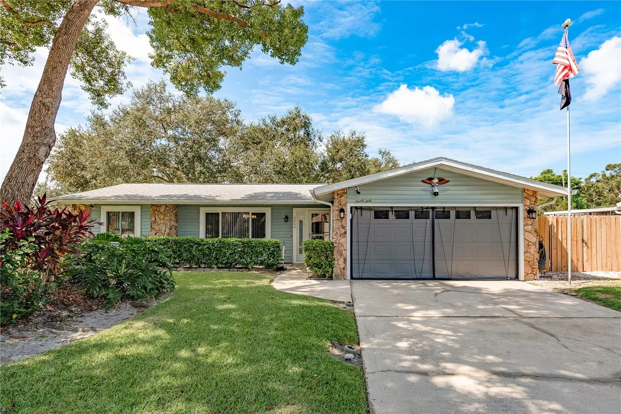 2060 BUTTERNUT CIRCLE W, CLEARWATER, FL 33763 Property for sale