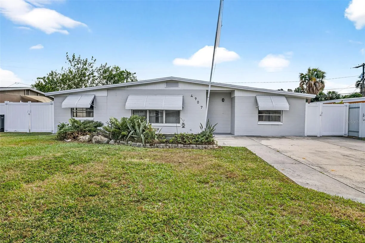 4907 CREST HILL DRIVE, TAMPA, FL 33615 Property for sale