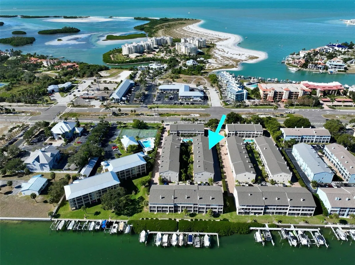 1117 PINELLAS BAYWAY #305, ST PETERSBURG, FL 33715 Property for sale