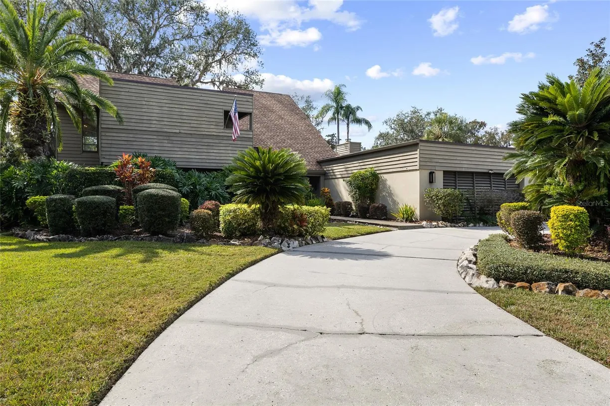 1221 N RIVERHILLS DRIVE, TEMPLE TERRACE, FL 33617 Property for sale