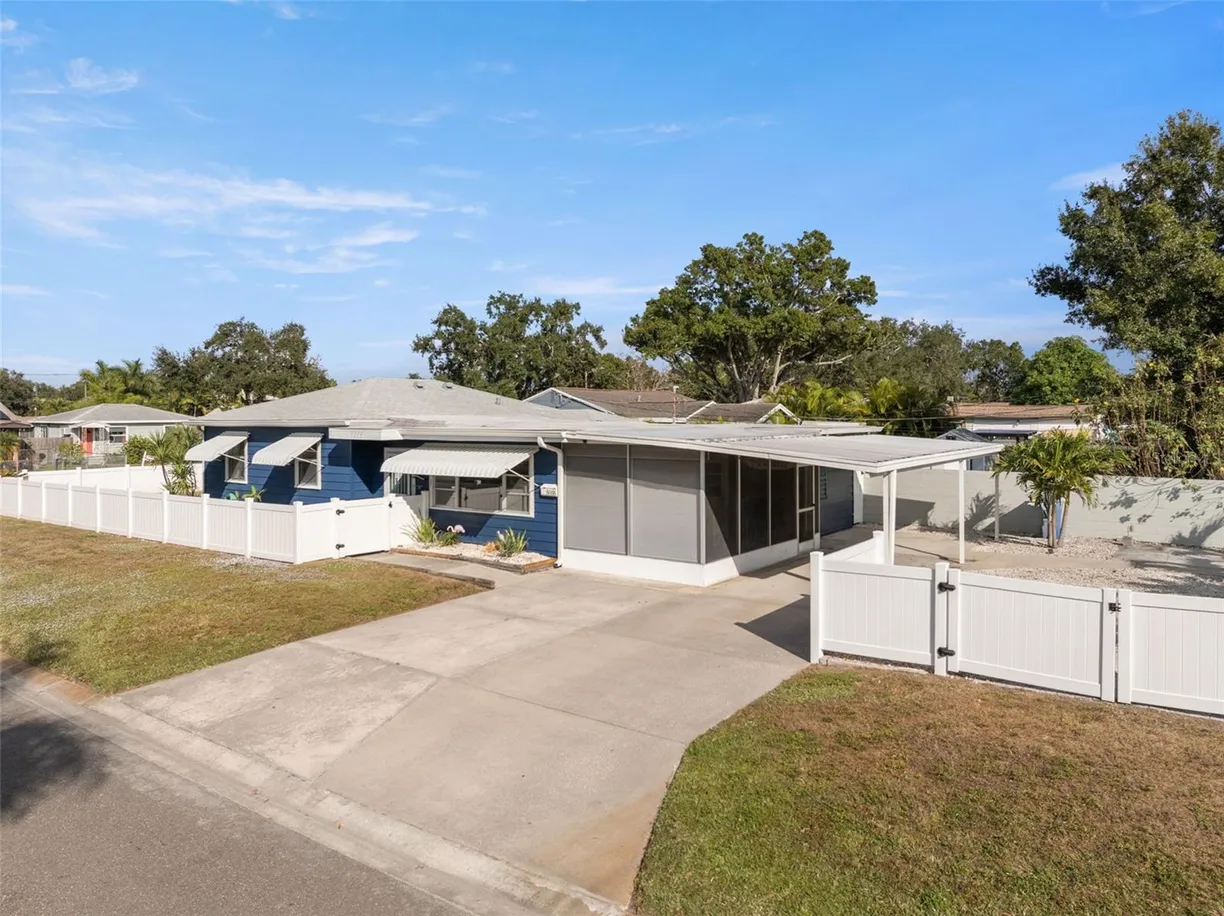 5555 13TH STREET, ST PETERSBURG, FL 33703 Property for sale