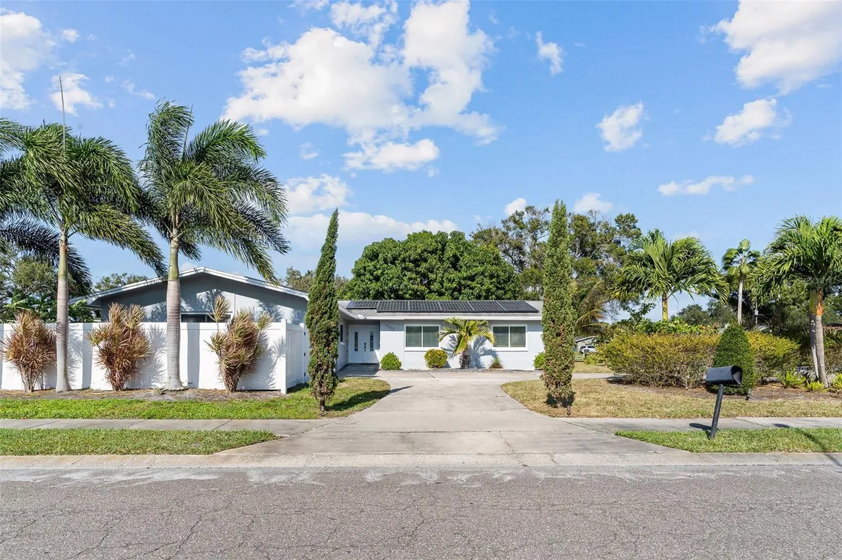 2453 ROBERTA STREET, LARGO, FL 33771 Property for sale