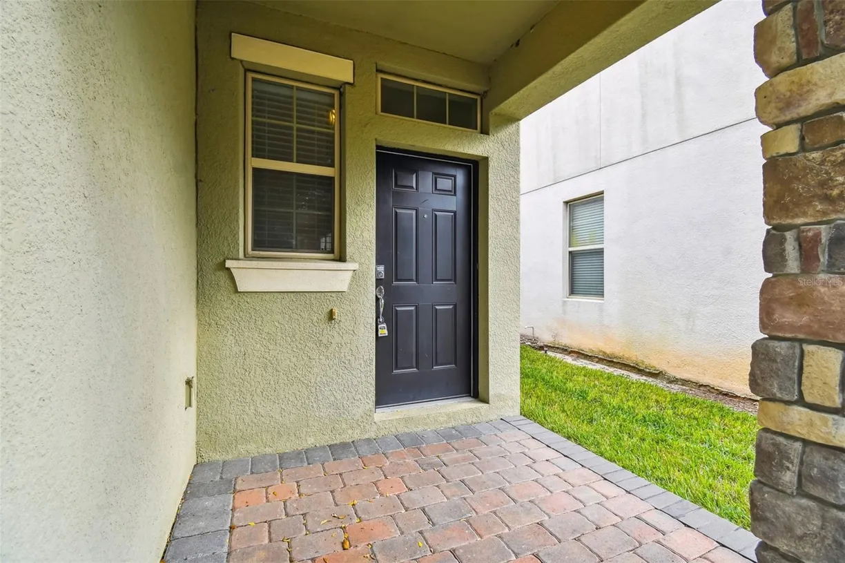 8197 LAKEVIEW CROSSING DRIVE, WINTER GARDEN, FL 34787 Property for sale