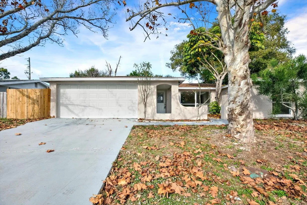 7831 FOX HOLLOW DRIVE, PORT RICHEY, FL 34668 Property for sale