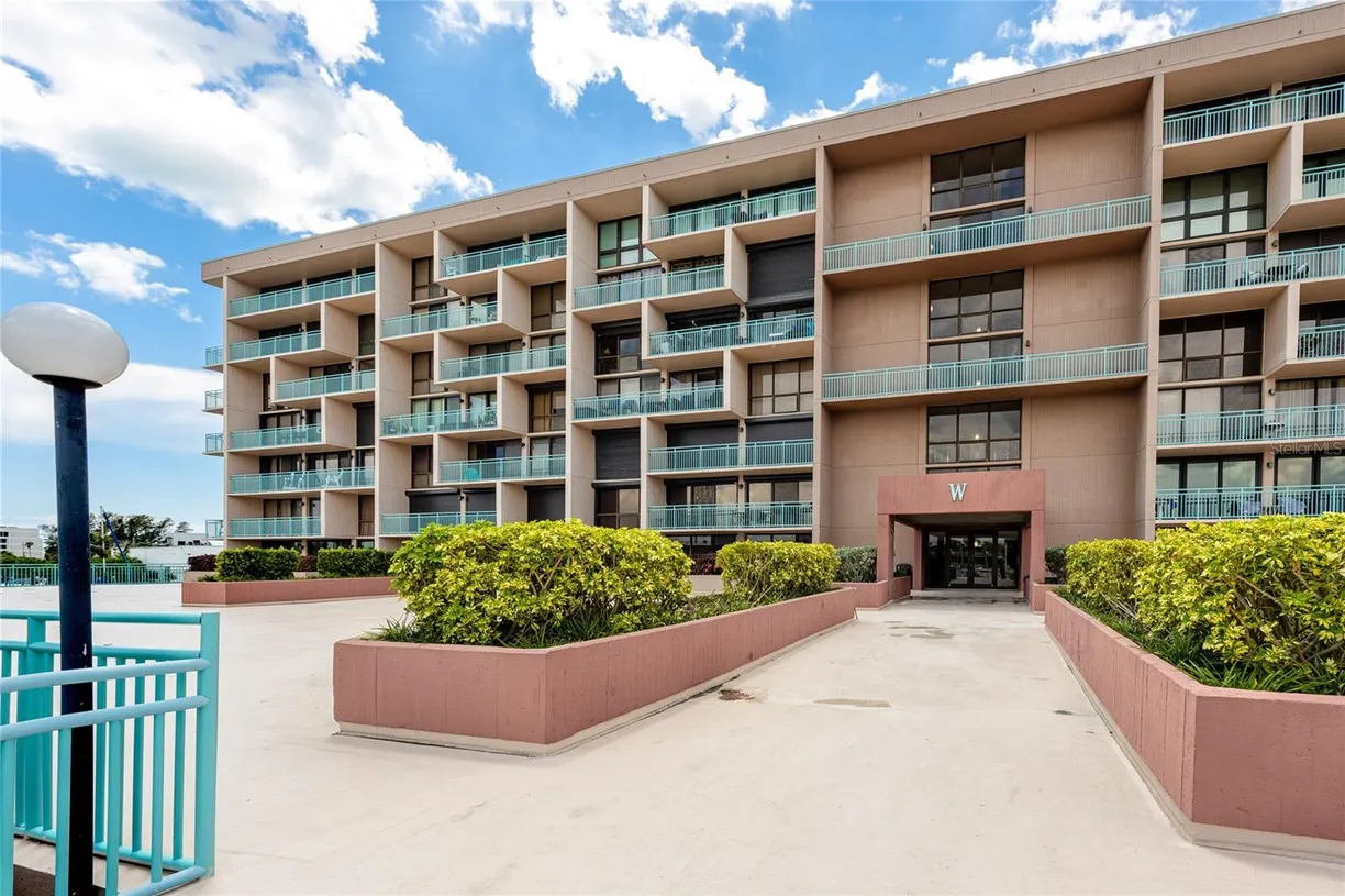 1 KEY CAPRI #606W, TREASURE ISLAND, FL 33706 Property for sale