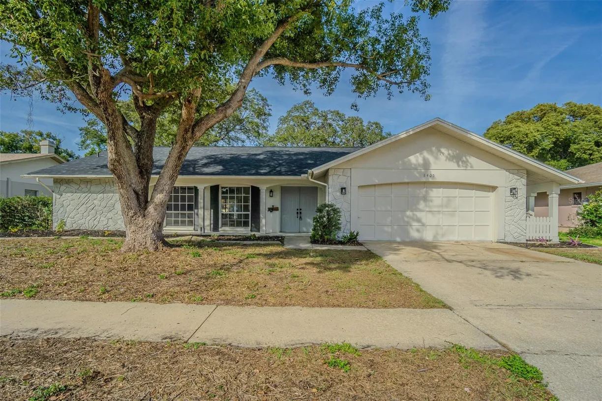 8405 REYNOLDS DRIVE, HUDSON, FL 34667 Property for sale