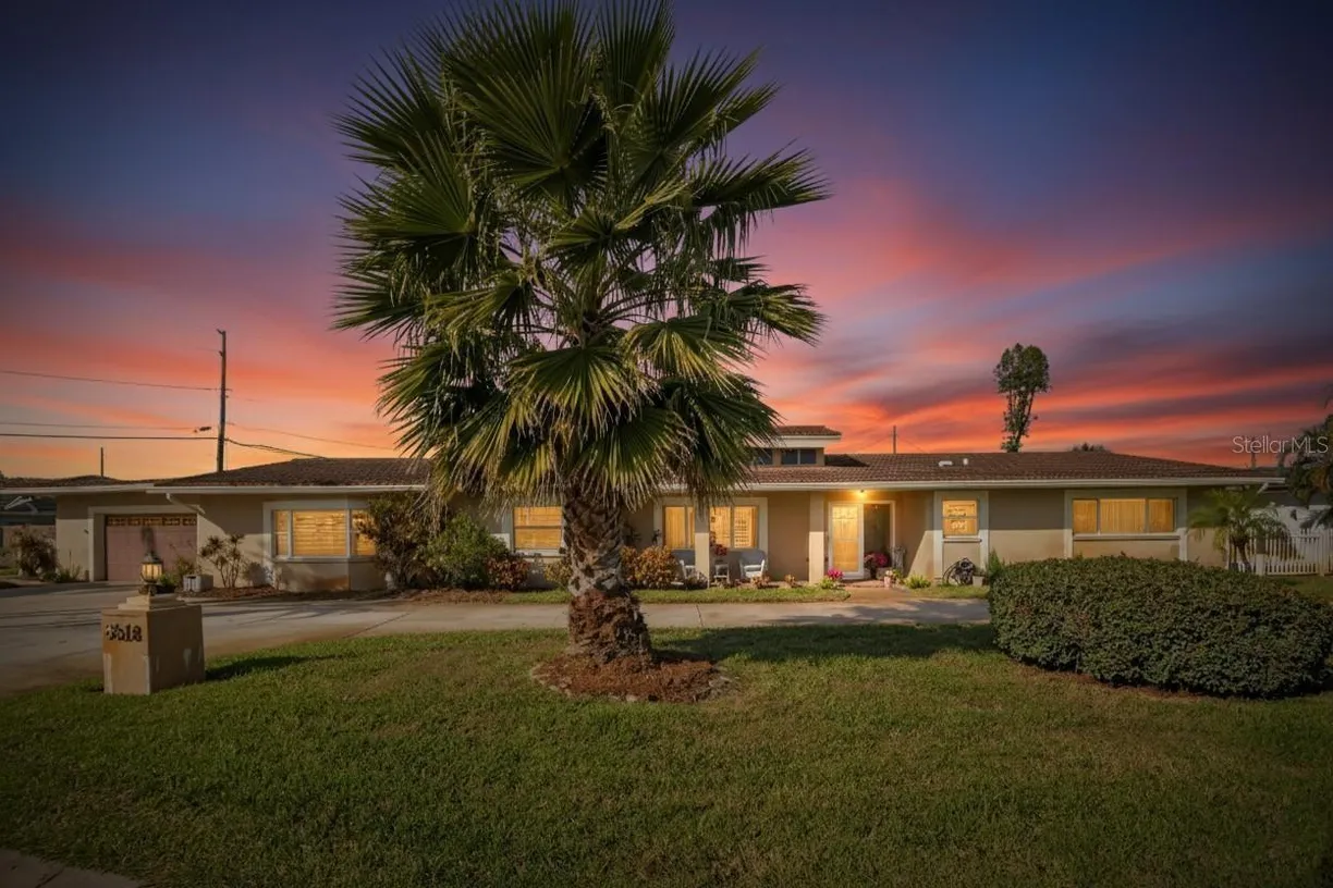 6518 DEBBIE LANE, ST PETERSBURG, FL 33707 Property for sale