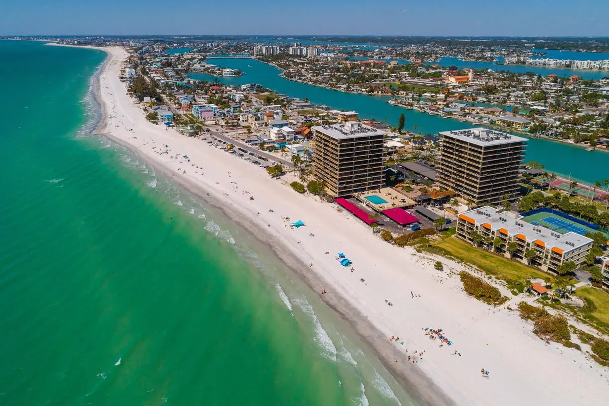 7650 BAYSHORE DRIVE #1105, TREASURE ISLAND, FL 33706 Property for sale