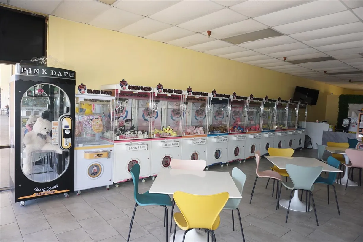 4416 66TH STREET, ST PETERSBURG, FL 33709 Property for sale