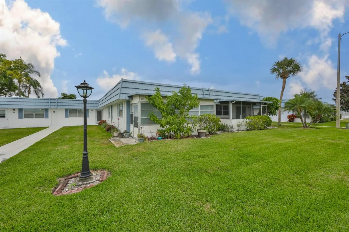 1901 ANDOVER WAY #38, SUN CITY CENTER, FL 33573 Property for sale