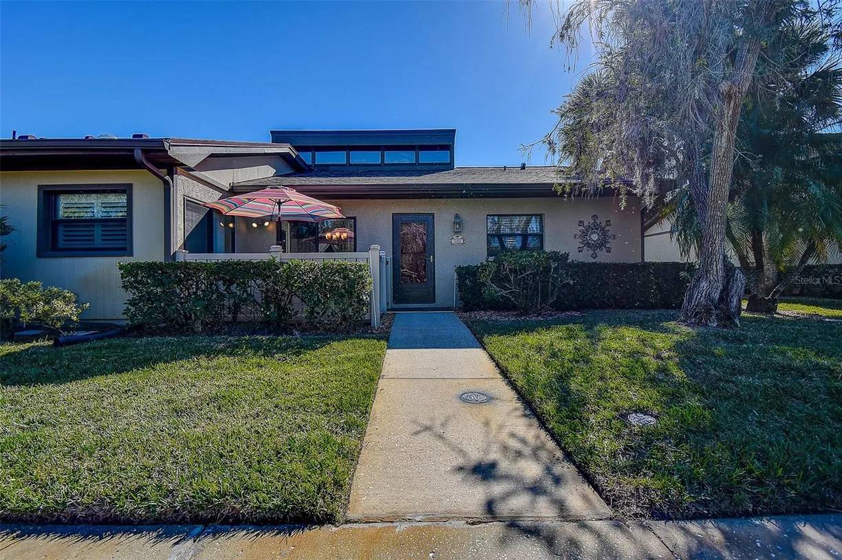 140 DALE PLACE, OLDSMAR, FL 34677 Property for sale