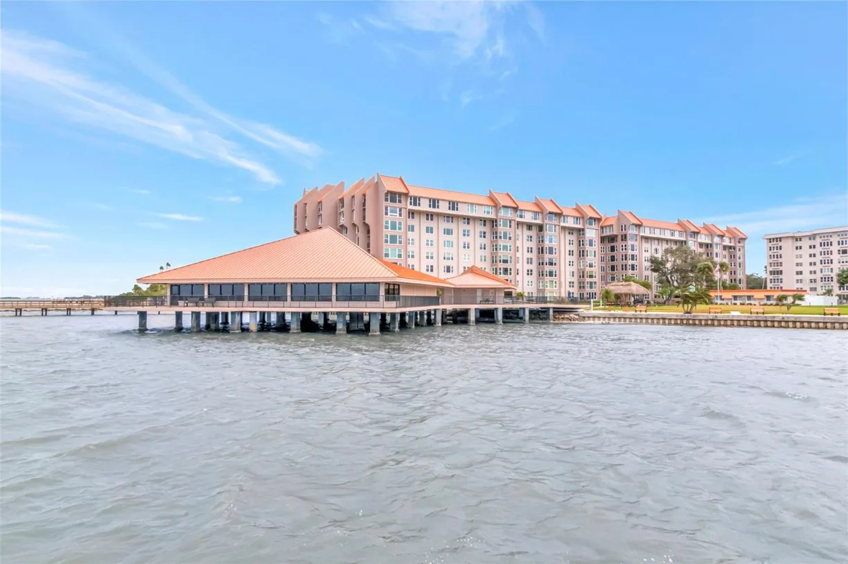 634 EDGEWATER DRIVE #848, DUNEDIN, FL 34698 Property for sale