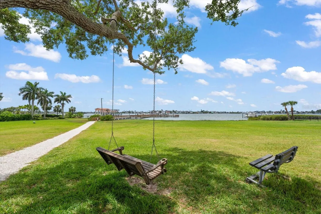 13300 INDIAN ROCKS ROAD #201, LARGO, FL 33774 Property for sale