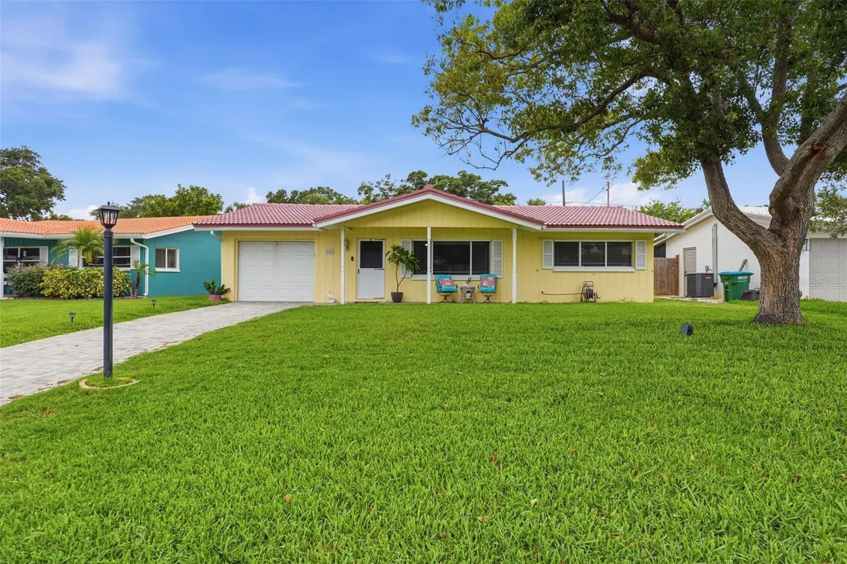 2321 BLACK OAK LANE, CLEARWATER, FL 33763 Property for sale