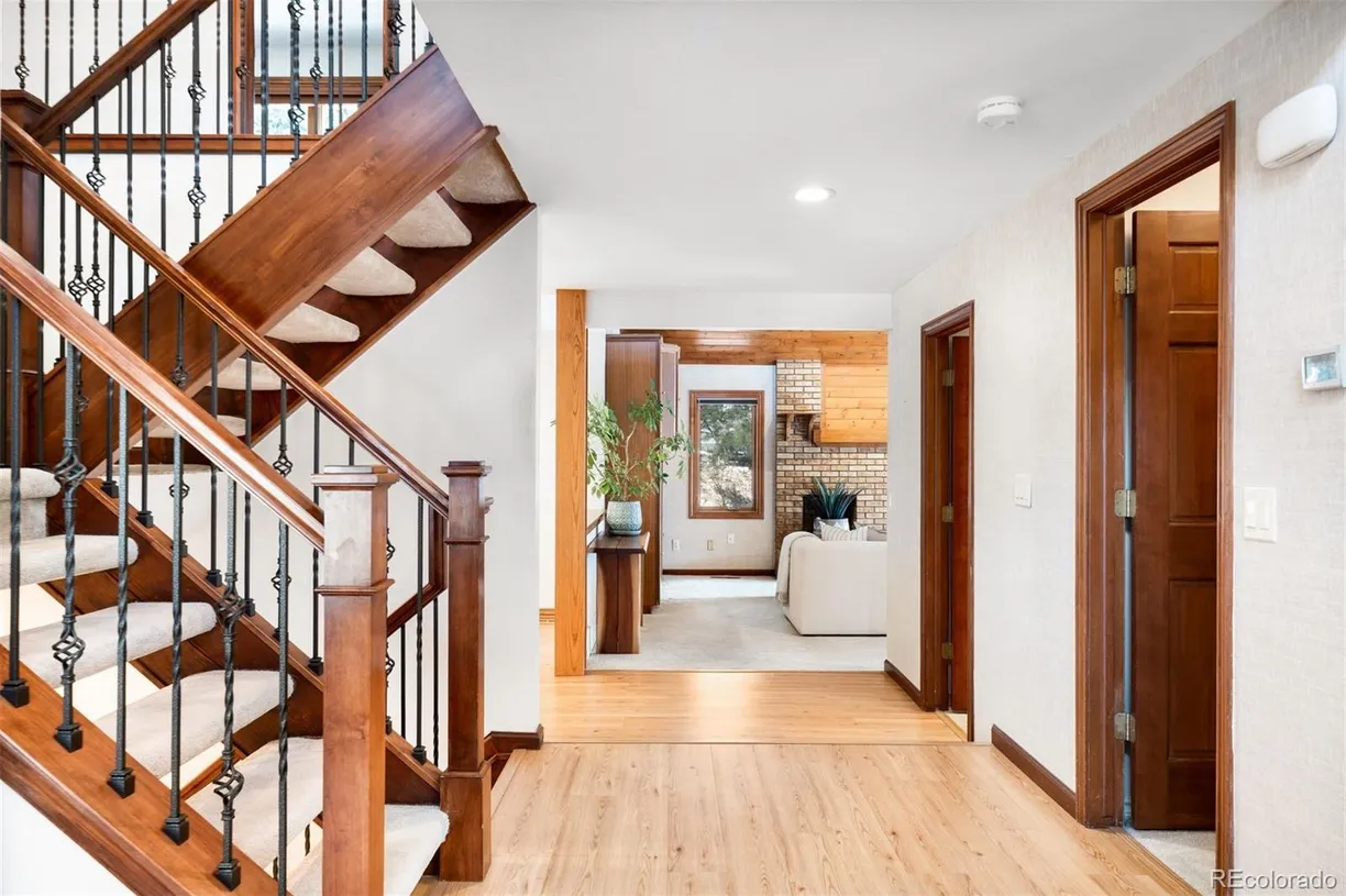 1920 W Arapahoe Road, Littleton, CO 80120 Property for sale