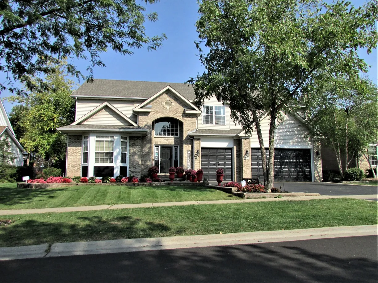 18627 LAZY ACRE Road, Lake Villa, IL 60046 Property for sale